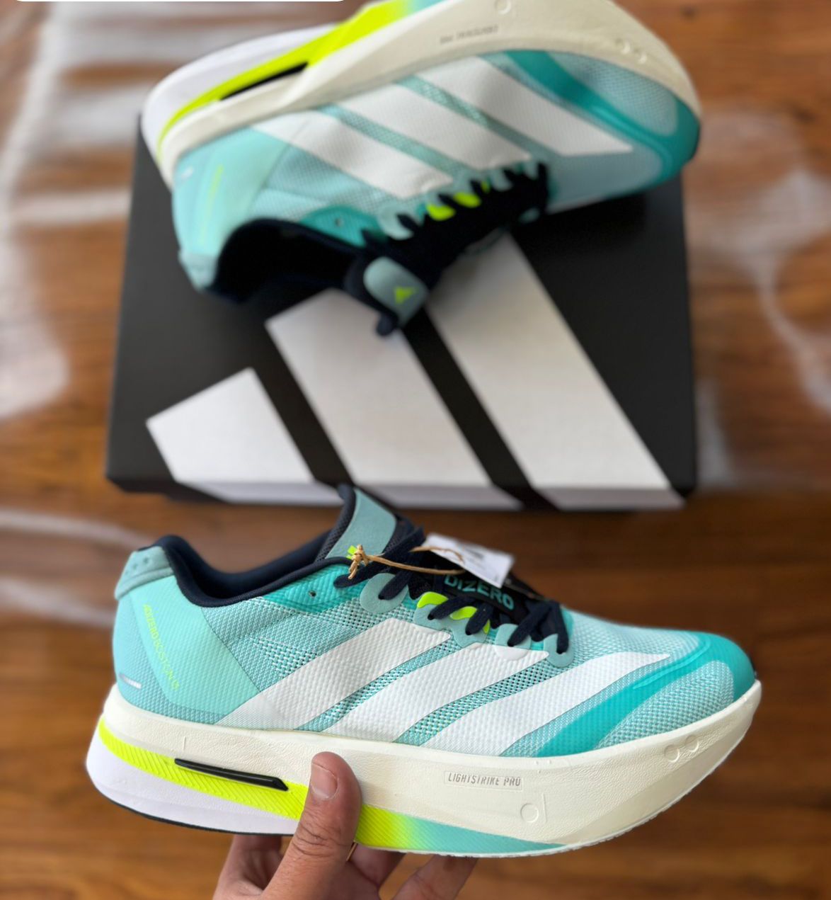 Boston 13 Marathon Running Shoes